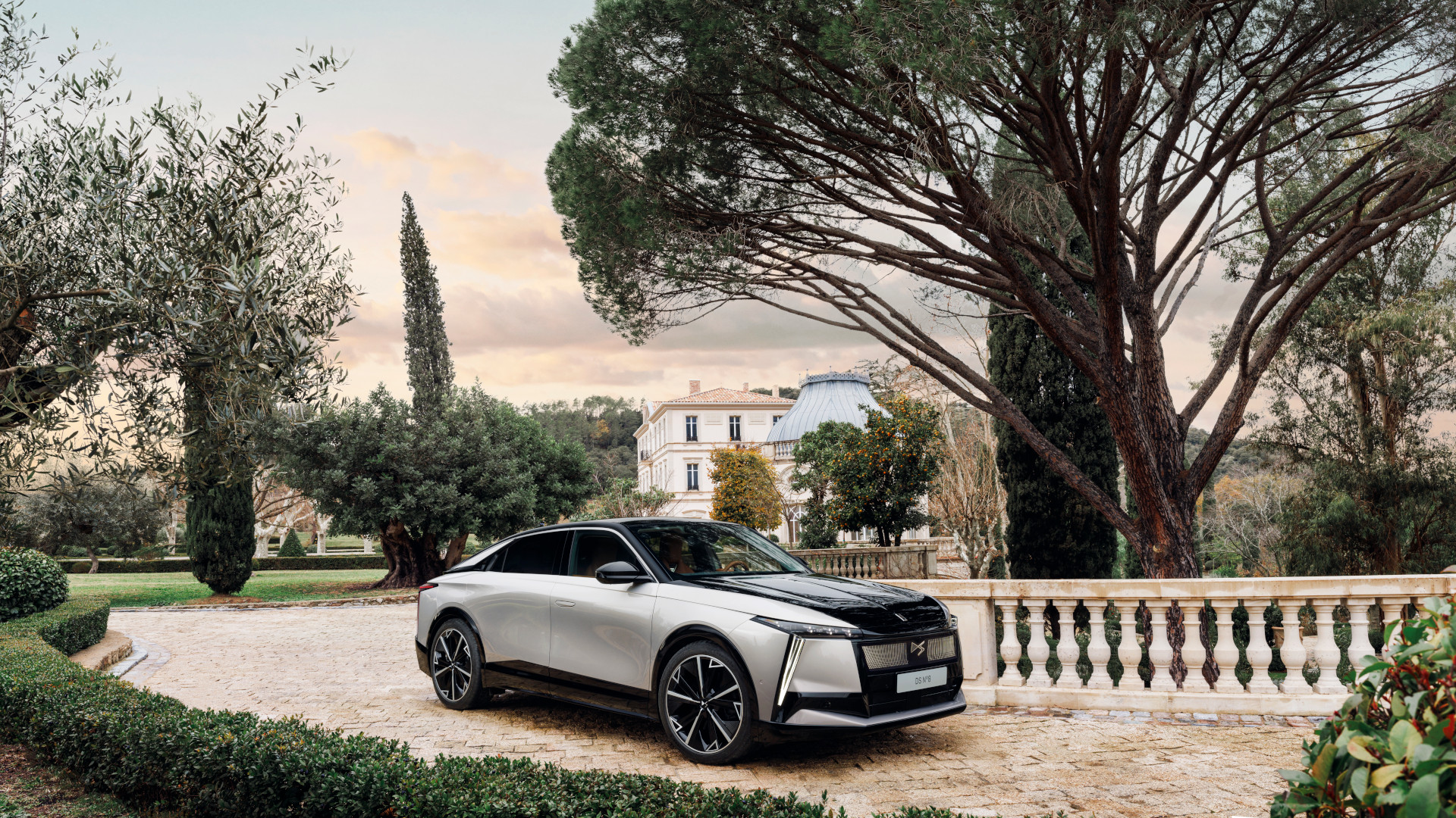 New DS N°8 for Sale | Price, Specs, Range & Finance