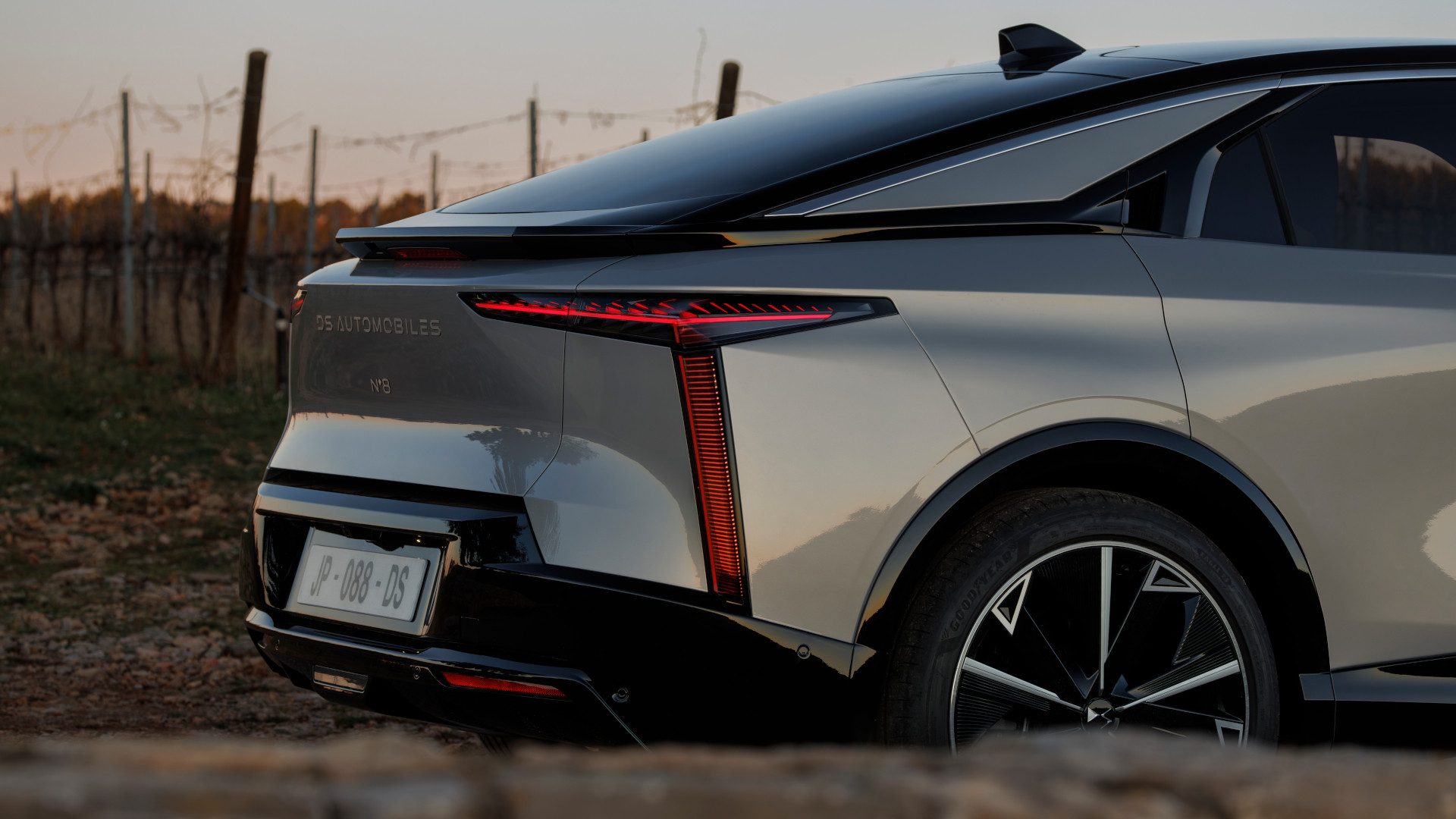 New DS N°8 for Sale | Price, Specs, Range & Finance