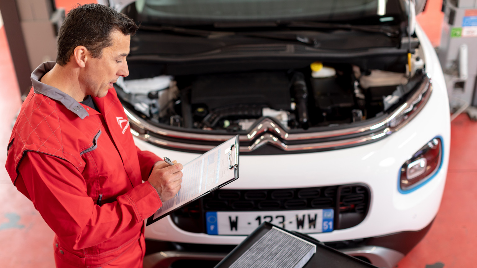 Citroën Service Near Me | Citroën Plan, Schedule, Costs & Book Online