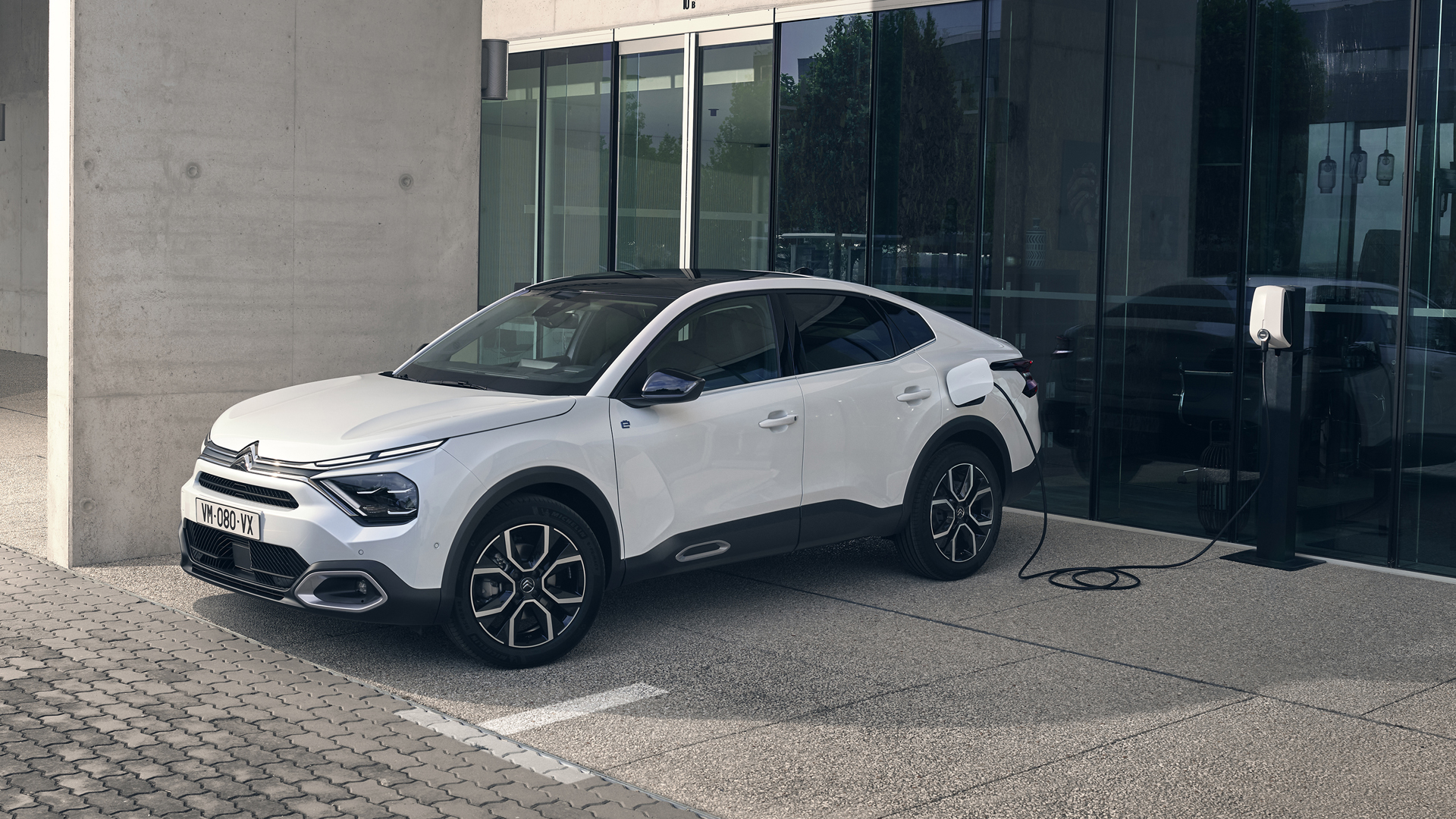 Orders open for New Citroen C4 X | Petrol and Diesel Citroen C4 X Now ...