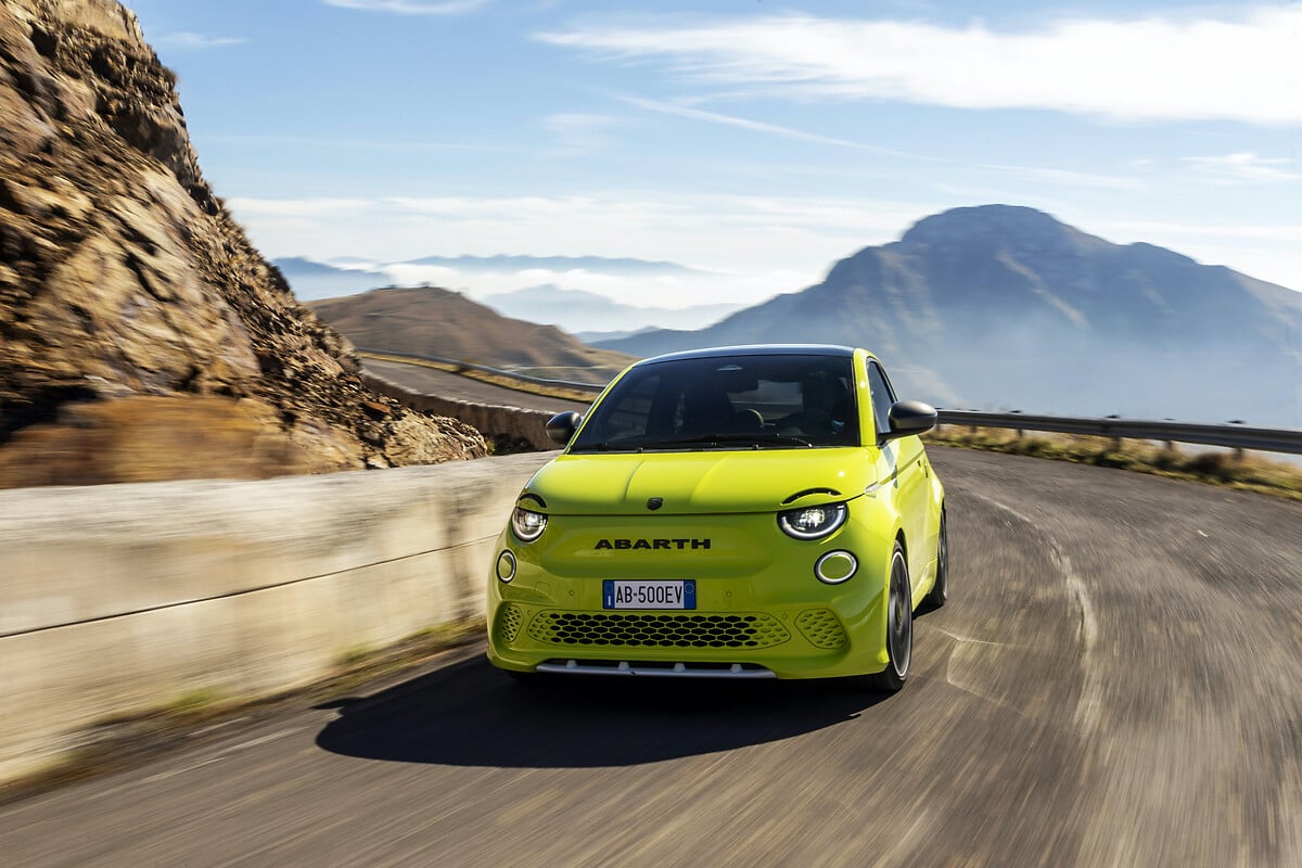 Fiat Reintroduces £1,500 E-Grant To Ease Switch To Electric For Retail ...