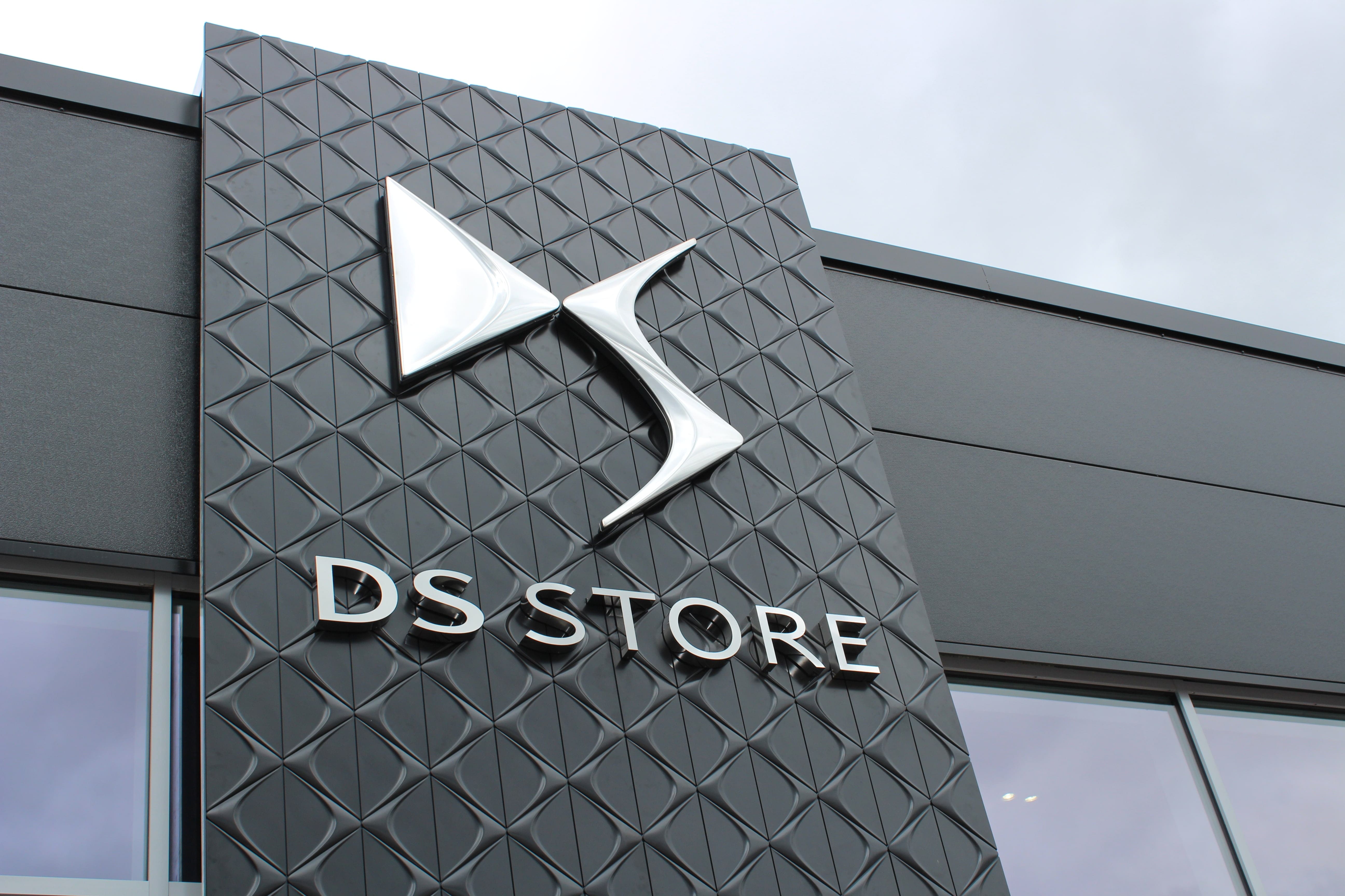 DS Manchester | New & Used DS Dealers, MOT, Servicing & Garage Salford ...